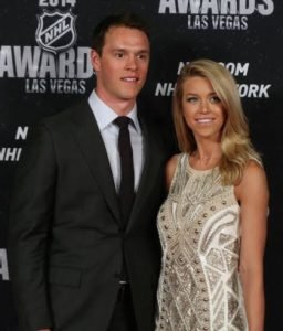 Jonathan Toews: Wife| Health| Retirement| Injury - sportsjone