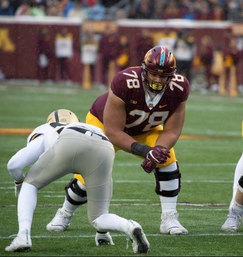 Daniel Faalele: NFL| 40 time| Injury| Bench press| Touchdown - sportsjone