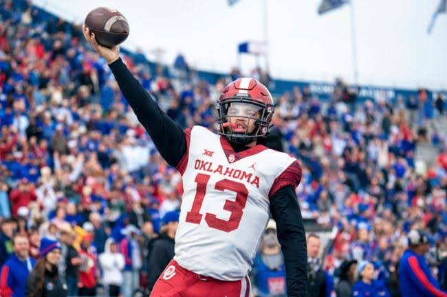 Caleb Williams: Staying At OU| Painted FIngernails Photos| Reddit ...