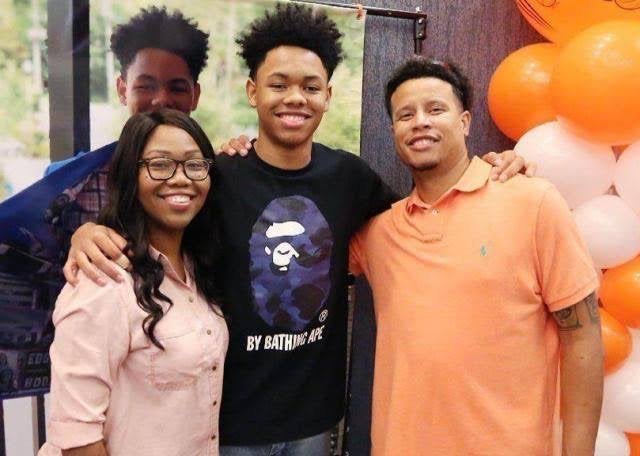 Anfernee Simons: Parents| Contract| Age| Filipino| Career high - sportsjone