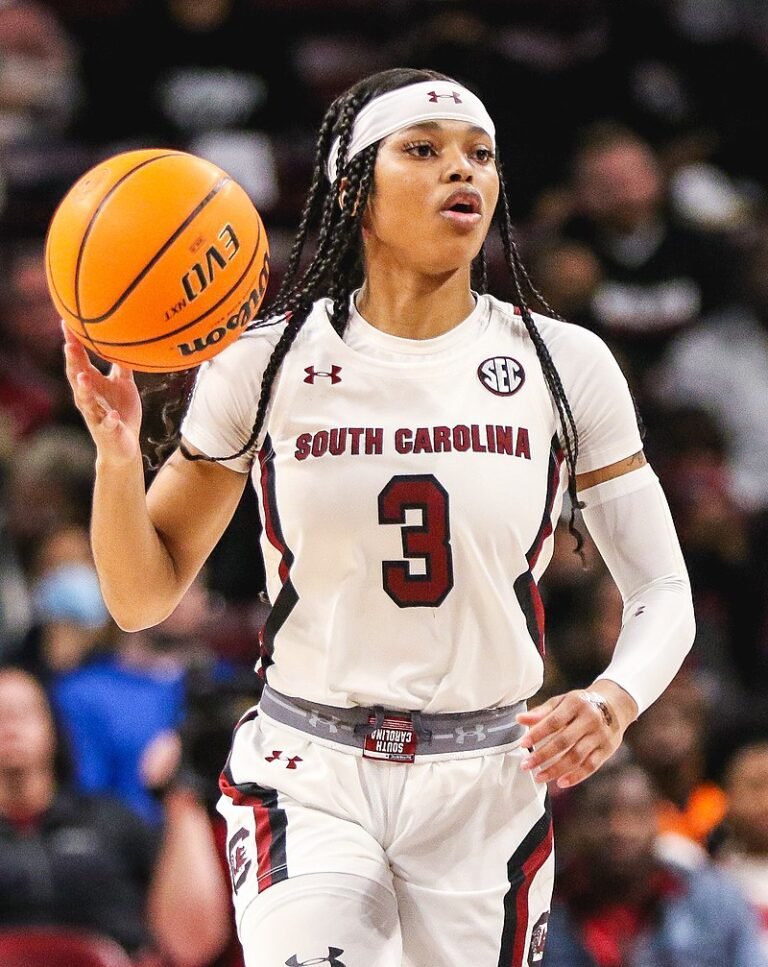 Destiny Henderson: South carolina| Height| How tall is - sportsjone
