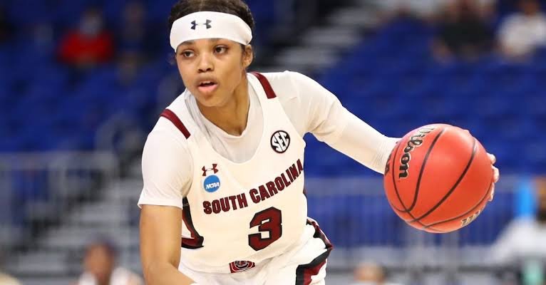 Destiny Henderson: South carolina| Height| How tall is - sportsjone