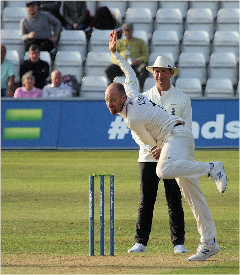 Jack Leach: 92 scorecard| Highest score| Glasses| Batting - sportsjone