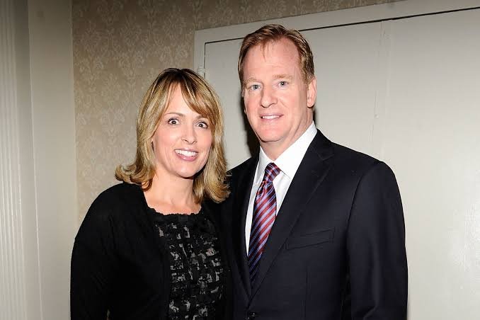Roger Goodell: Wife net worth| Wife jane skinner| Wife age - sportsjone