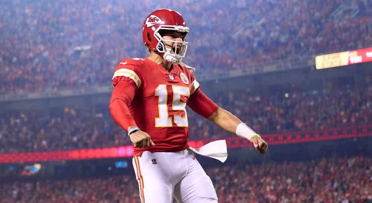 Patrick Mahomes: Interview| Salary| Net worth 2022 - sportsjone