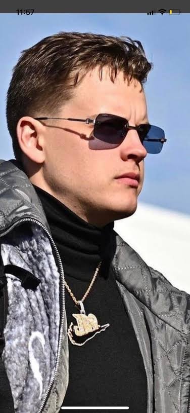 Joe Burrow: Glasses| Sunglasses cartier| Style images - sportsjone