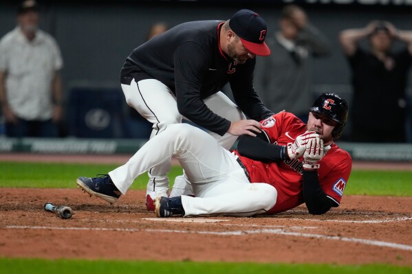 David Fry: Injury| Hit in Face| Update| Hit by Pitch| Face - sportsjone
