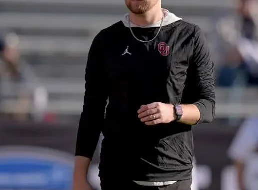 Ben Arbuckle: Salary| Oklahoma Sooners| Offensive Coordinator - sportsjone