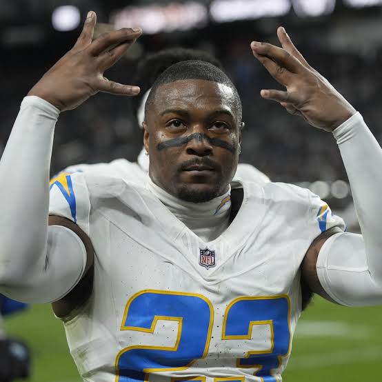Tony Jefferson: Contract| Salary| Stats| Net Worth - sportsjone