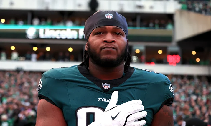 Jalen Carter: Ejected| Spit on Dak| Ejection| Spitting| Suspension ...