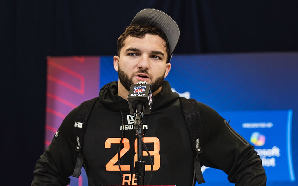 Cam Skattebo: Contract| Draft| How big is| Nationality| Draft pick ...