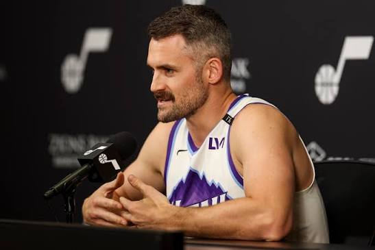 Kevin Love: Stats| Contract| Height| Wife| Jazz| Age - sportsjone