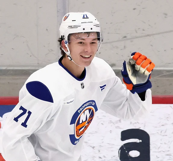 Matthew Schaefer: Young guns| Parents| Age| Injury - sportsjone