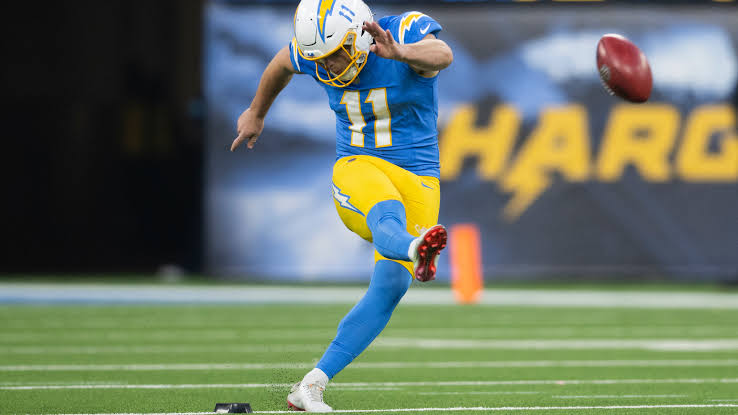 Cameron Dicker: Ethnicity| Fair catch kick| Salary| Contract - sportsjone