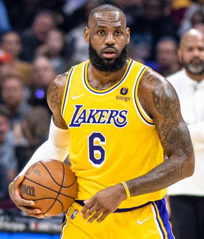 LeBron James: Middle name| When is bday| Birthday| Raymone james ...