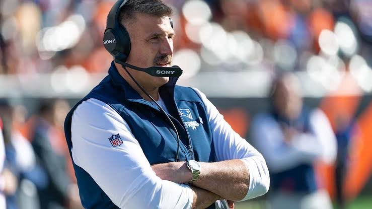 Mike Vrabel: Mustache| Why does have a mustache| Where is from - sportsjone