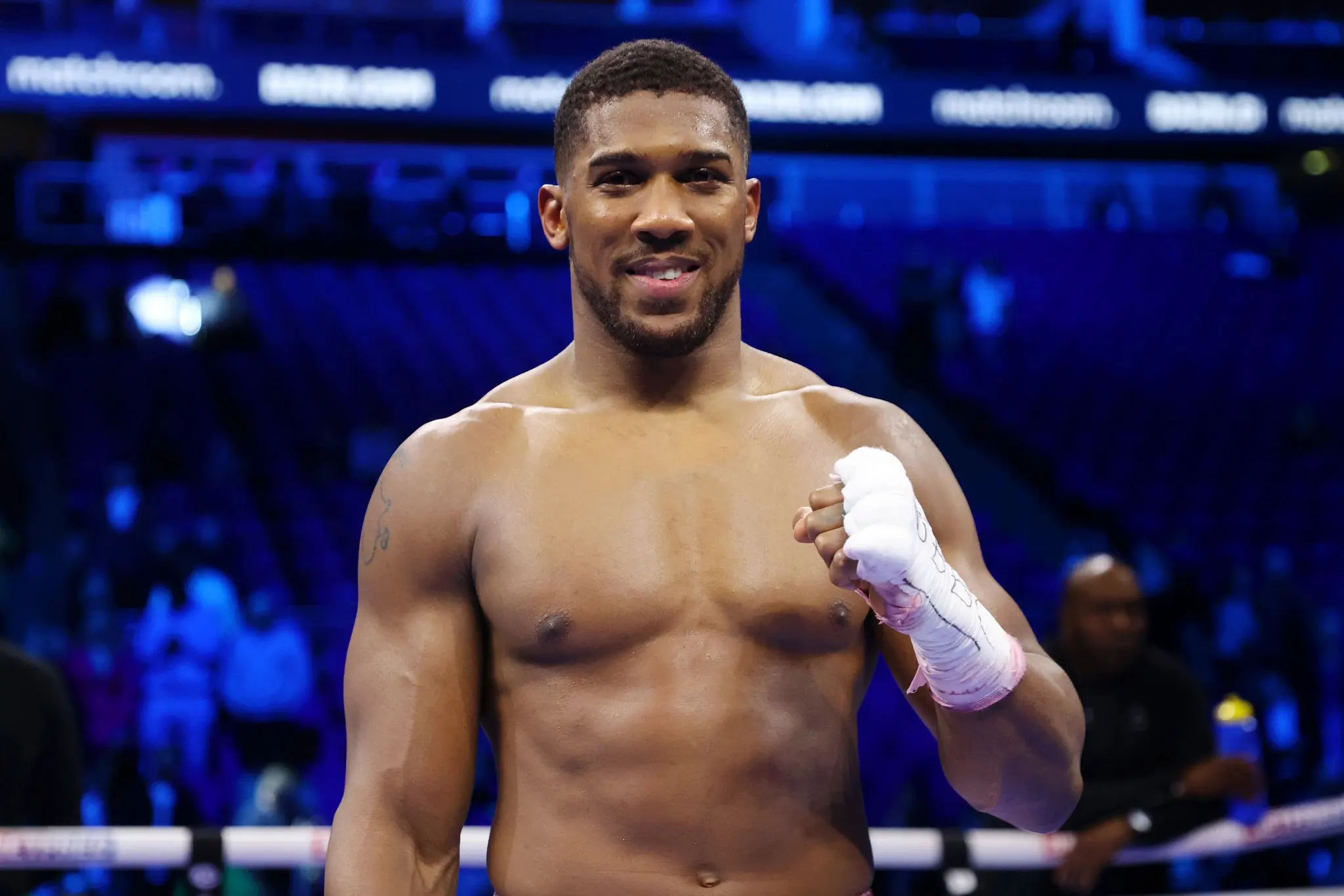 Anthony Joshua: Wife| Girlfriend| Is married| Parents| Ethnicity| Kids ...