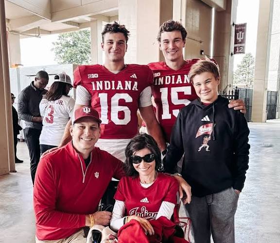 Fernando Mendoza Mom: Wheelchair| Age| Is in a wheelchair - sportsjone