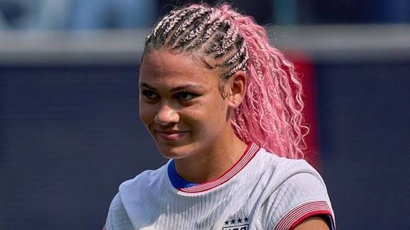 Trinity Rodman: Father| Hot| Kids| Bikini| Feet| Husband| Position ...