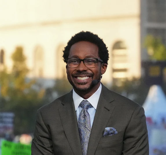 Desmond Howard: Salary| Position| Son| Twins| Net Worth| Who is ...