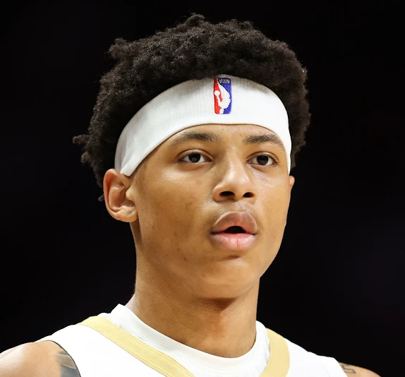 Jeremiah Fears: Height| Brother| Contract| College| Stats - sportsjone