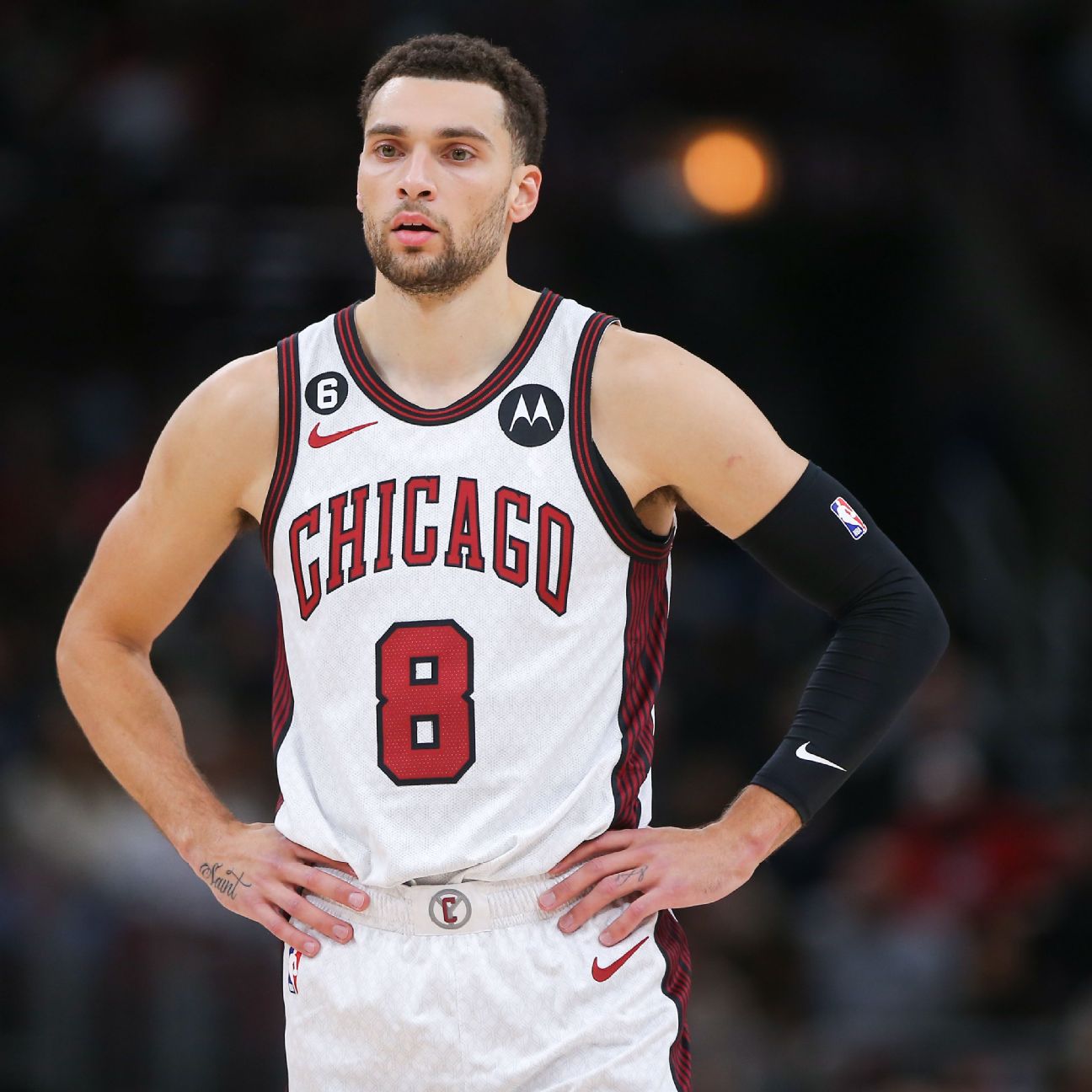 Zach LaVine: VS mavs| Height| Shoes| Contract| Parents| Trade - sportsjone