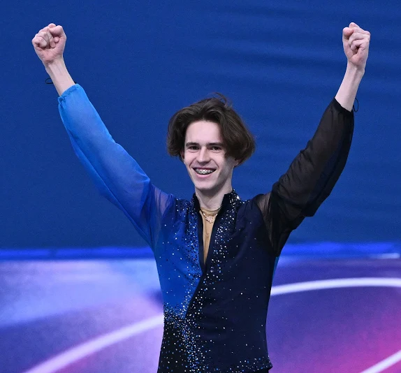 Mikhail Shaidorov: Parents| Age| Height| Olympics gold| Ethnicity ...