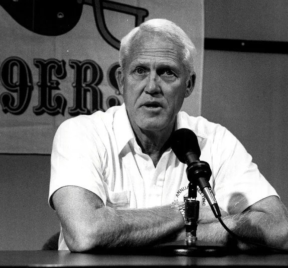 Bill Walsh: Super bowl wins| Cause of death| Is still alive| Book ...