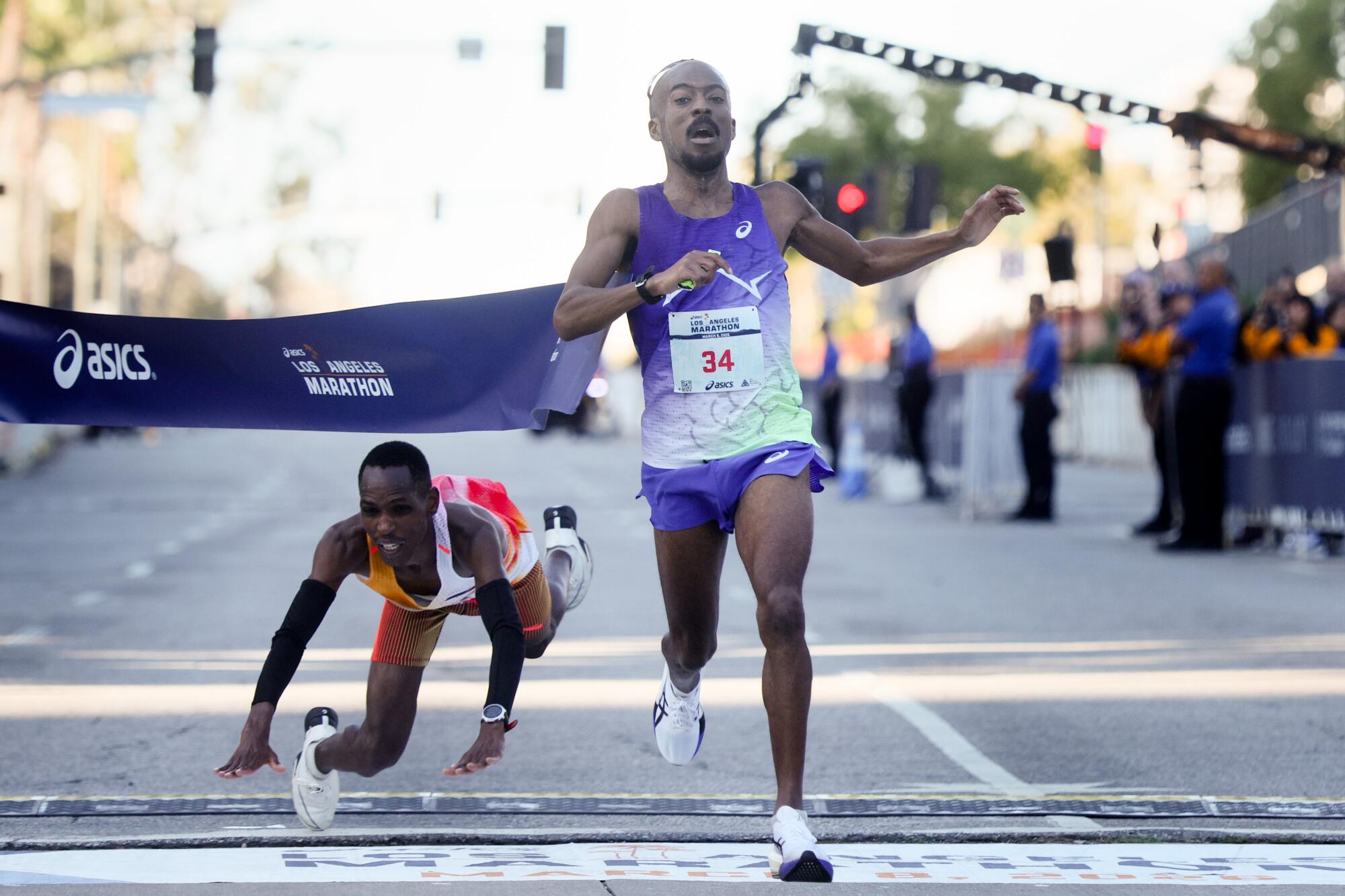 Nathan Martin: Marathon| Runner| LA Marathon| Final sprint - sportsjone