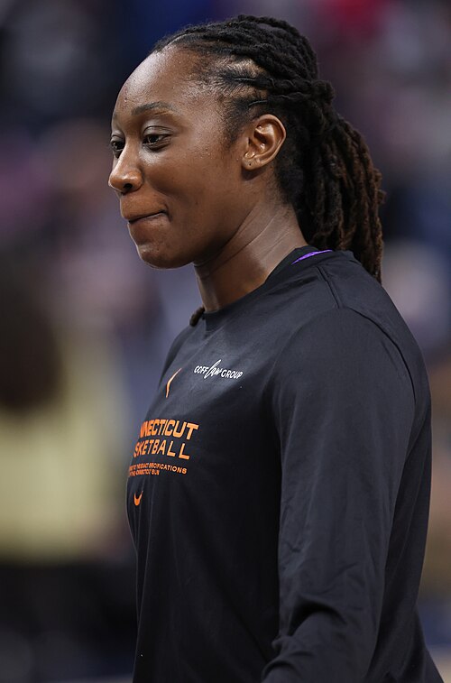Tina Charles: WNBA| Net Worth| Husband| WNBA retirement| Wiki - sportsjone