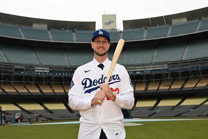 Kyle Tucker: Dodgers| Stats| Contract| Age| Fangraphs| Savant - sportsjone