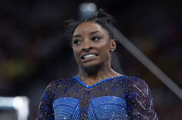 Simone Biles: Hospital| Why was in the hospital| Husband| Age - sportsjone