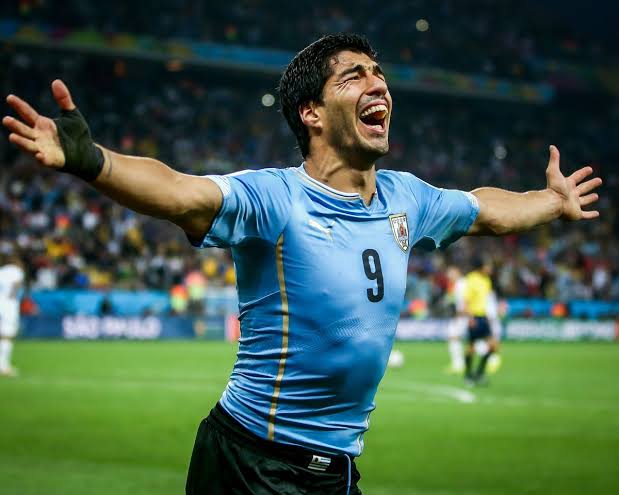 Luis Suarez: World cup| Uruguay| Soccer| Is in the world cup| Biting ...